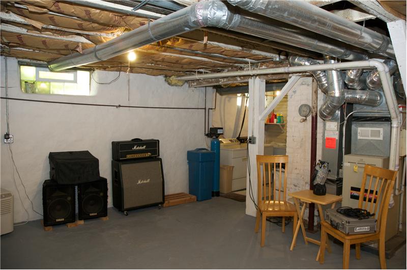 Property pictures of 2522 Taylor Street NE, Minneapolis, MN 55418, USA ...